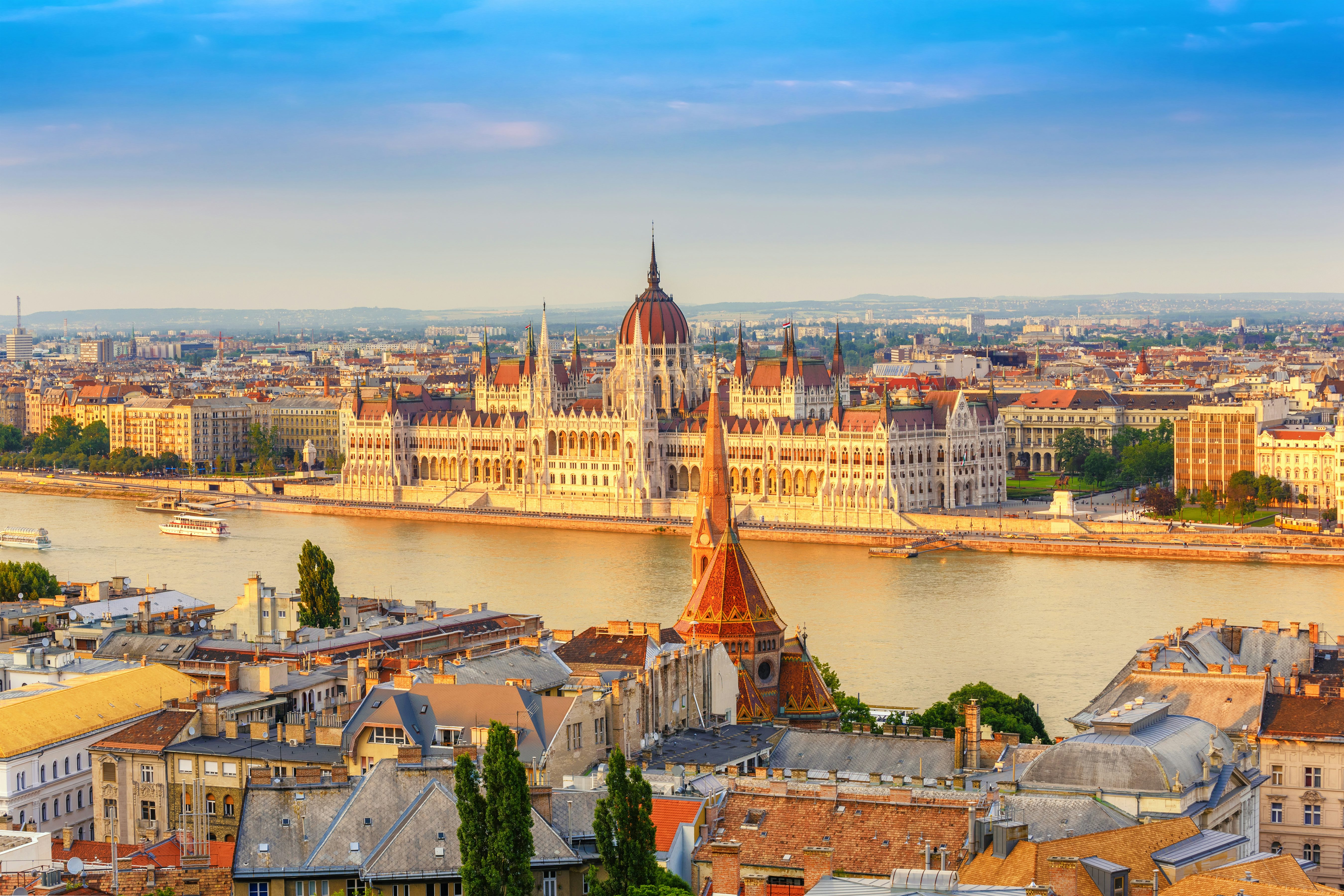 Parlamento de Budapest: Entradas y Visitas Guiadas | musement