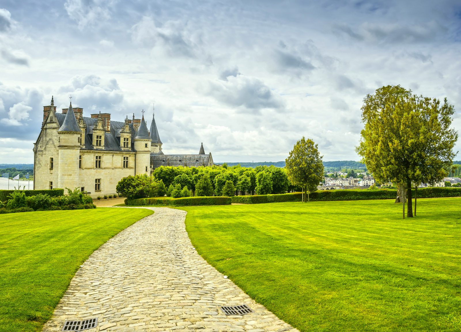 Amboise Castle tickets and tours | musement