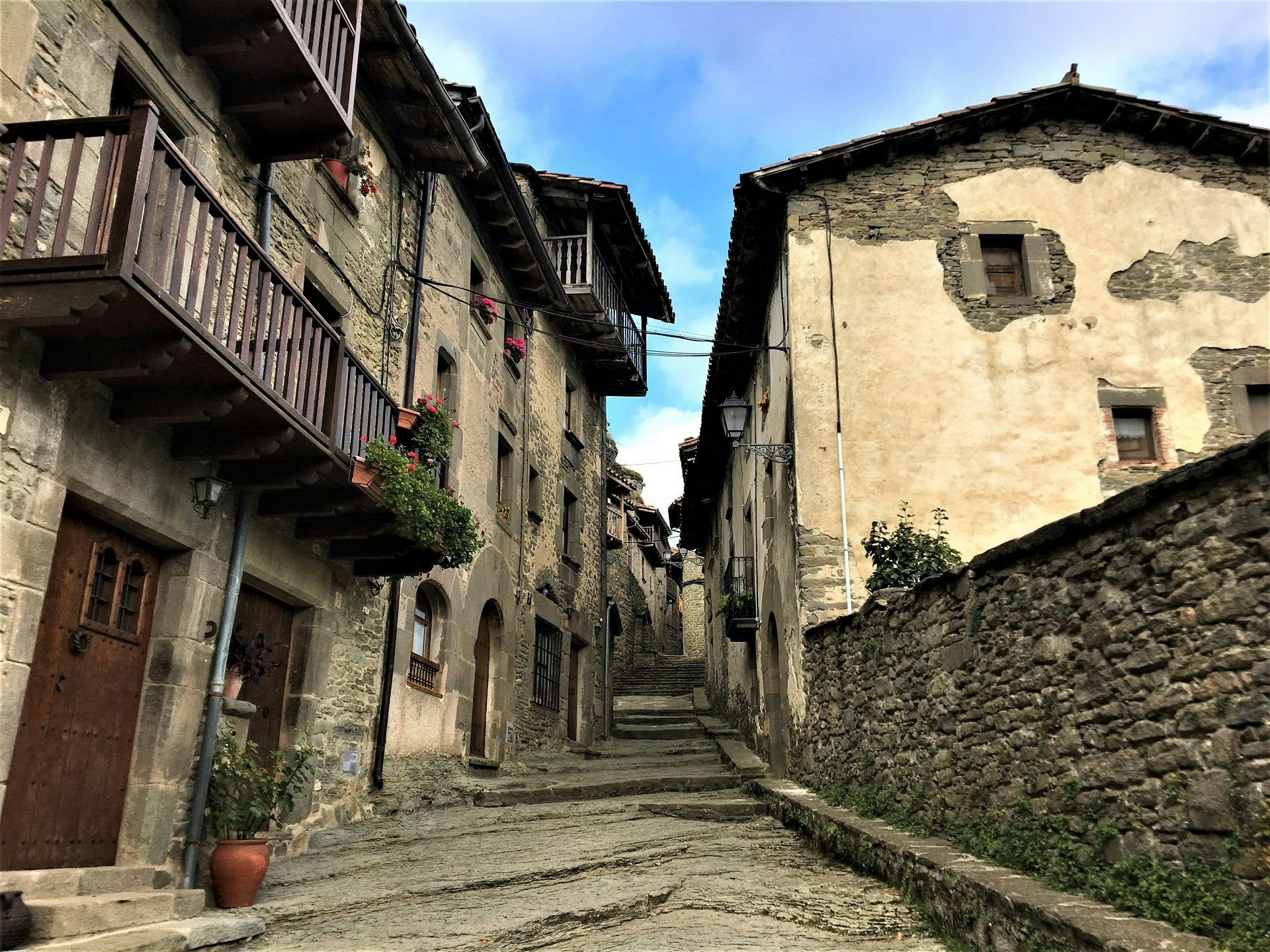 Catalonian medieval villages day trip from Barcelona | musement