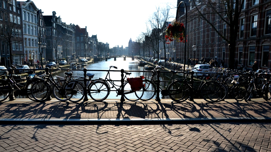 Self Guided Discovery Walk In Amsterdam S Center The Locals Route