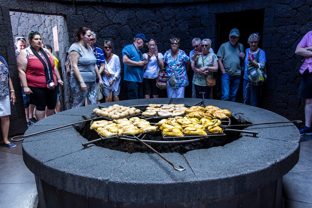 Lanzarote Volcano Tour with BBQ | TUI Musement