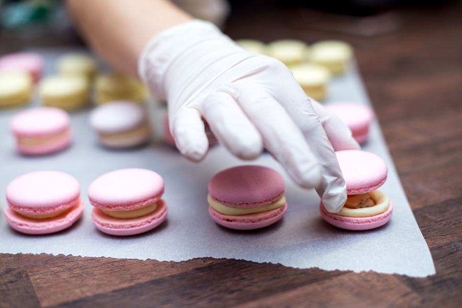 Macaron baking class with a Parisian chef | musement