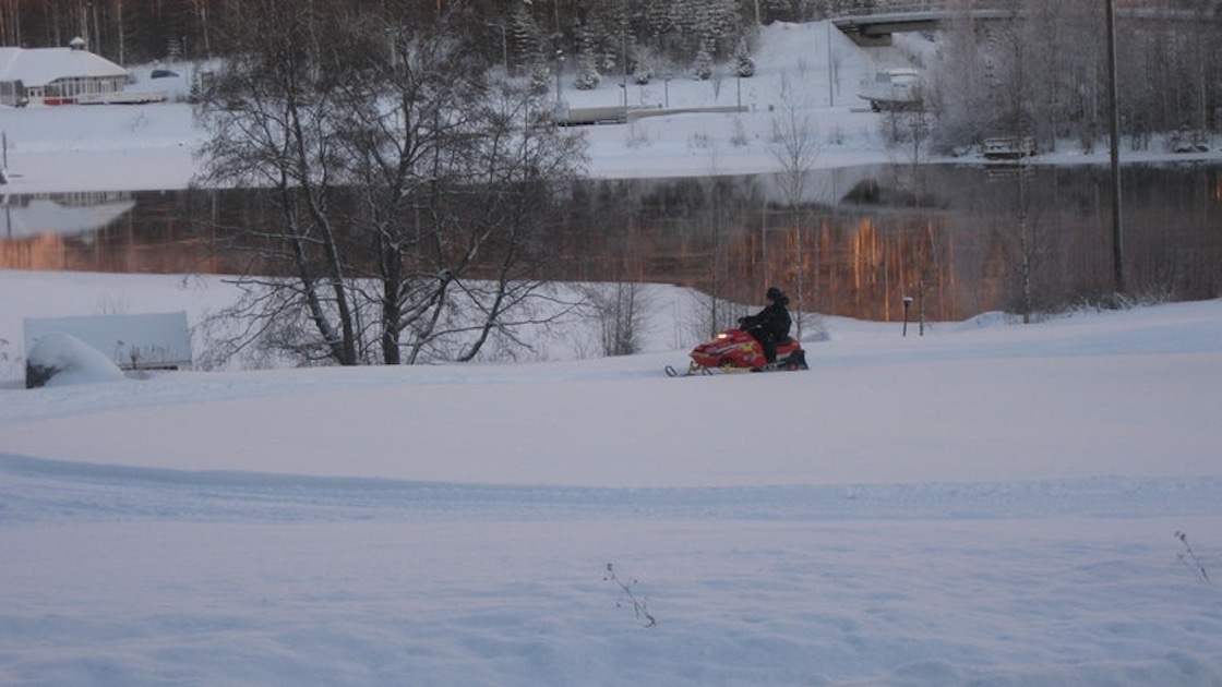 Mini snowmobile drive for children | musement