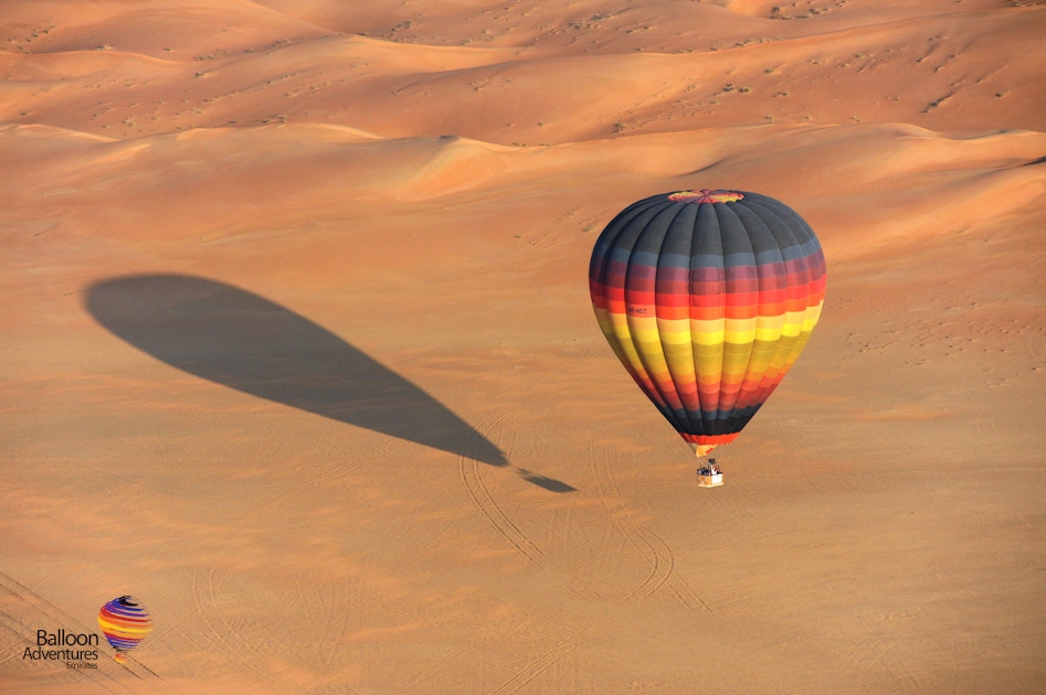 Private hot air balloon ride, Range Rover wildlife drive and breakfast ...