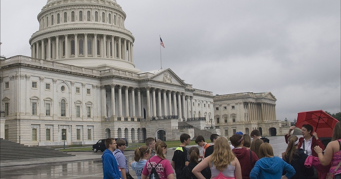 Washington DC walking tour and entrance to the African American Museum ...