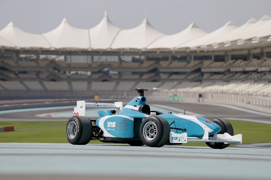Formula 3000 express driving experience | musement