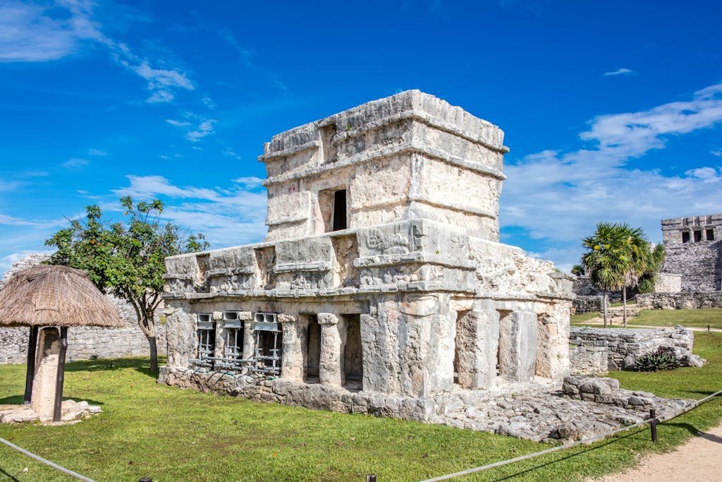Guided Tour of Tulum and Visit to a Modern Maya Community | TUI