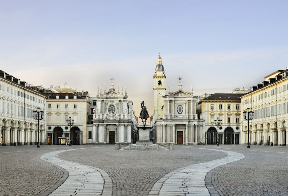 Guided walking tour of Turin, the elegant living room of Italy | musement