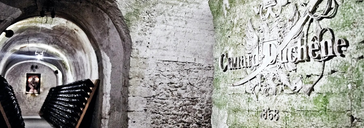 "Liberté"guided tour of the cellars of the Canard Duchêne house | musement