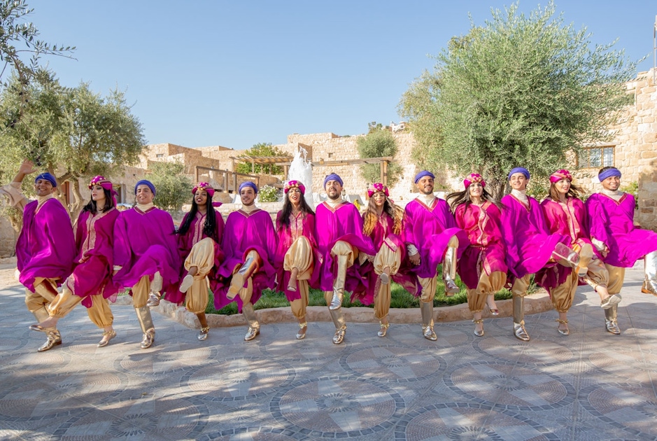Henna Fantasia - Jordan Folklore Night show in Petra | musement