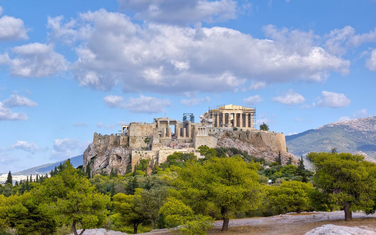 Spanish guide walking tour of the Acropolis of Athens | musement