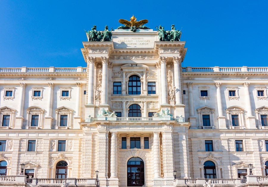 Skip-the-line Sisi Museum, Imperial Apartments and Hofburg tour | musement