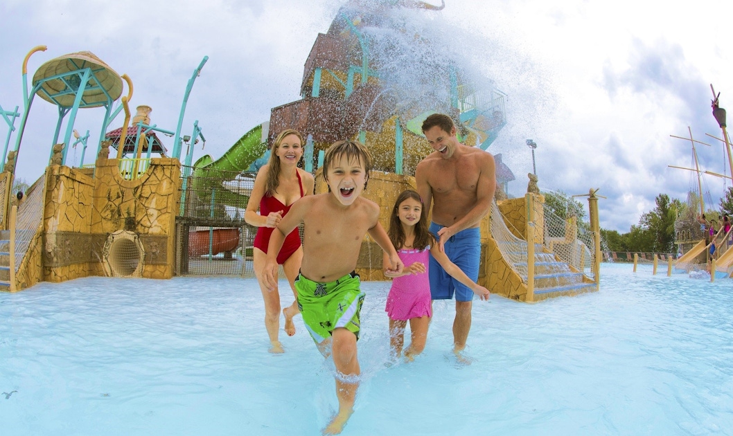 Six Flags Hurricane Harbor Los Angeles Admission Tickets Musement