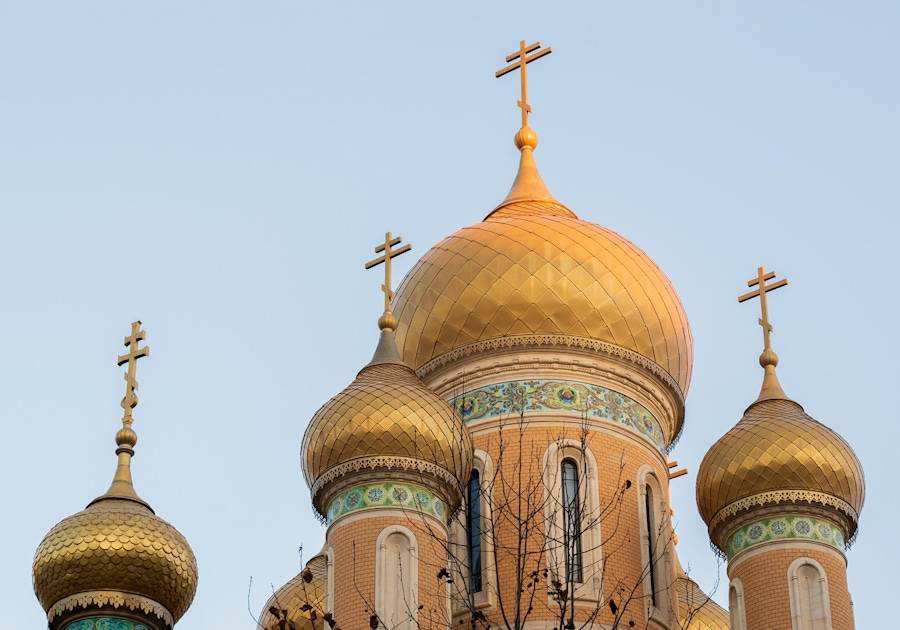 Private History Walk through Bucharest with a Local Expert | musement