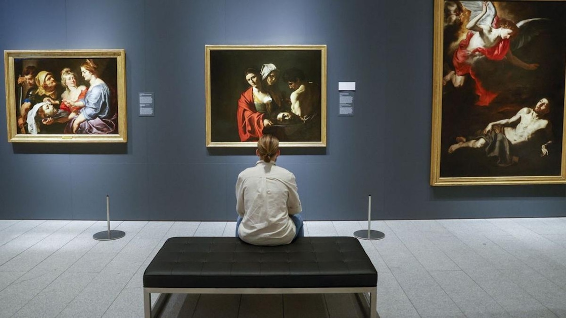 Royal Collections Gallery and Palace Tour in Spanish | musement