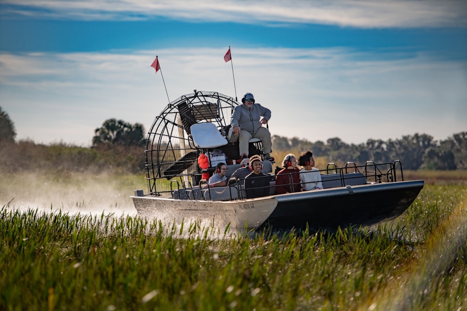 Scenic Central Florida Everglades airboat tour with park admission ...