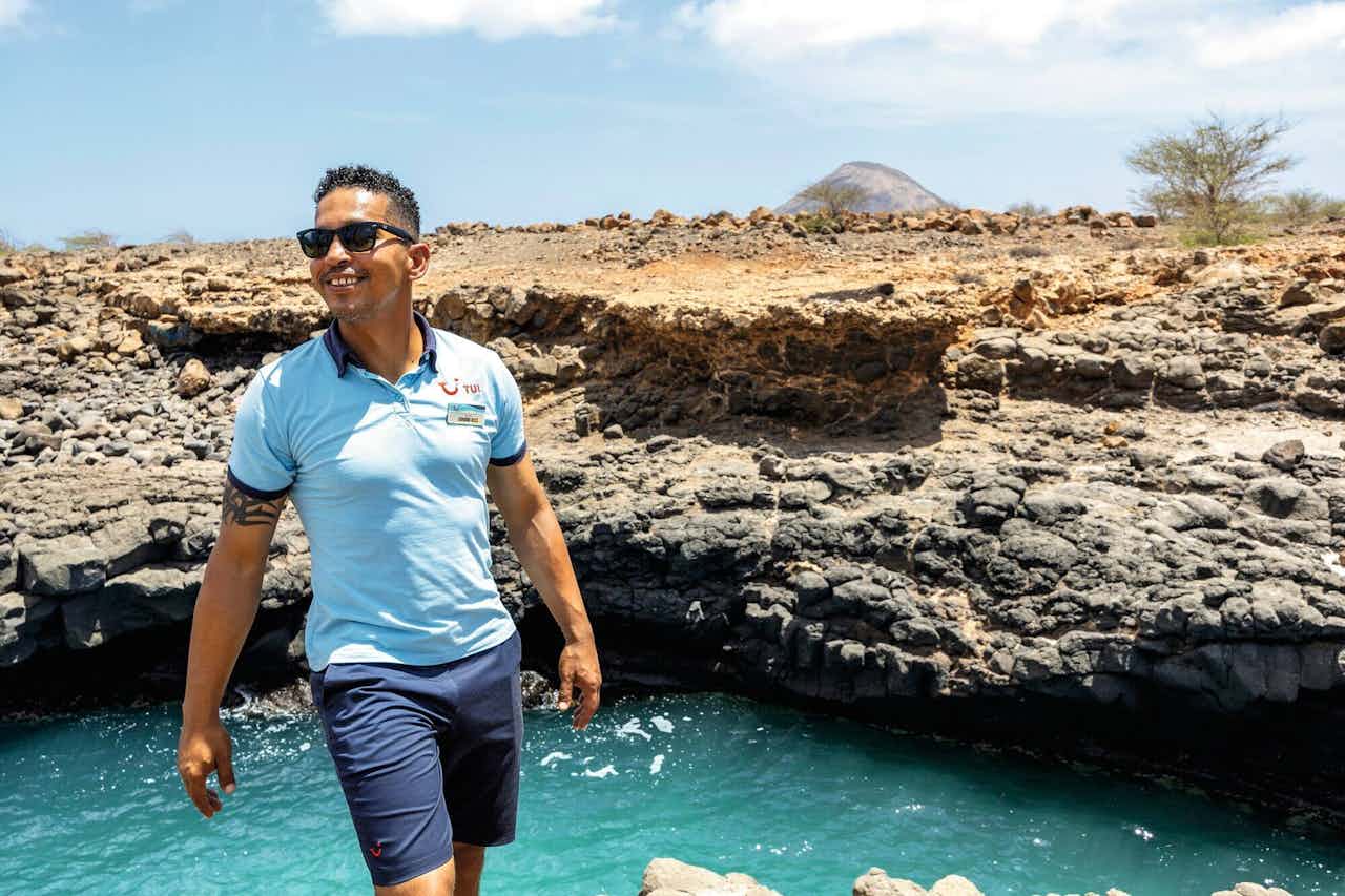 Sal secrets by minibus | TUI