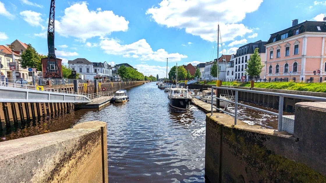 Oldenburg old town romantic self-guided tour | musement