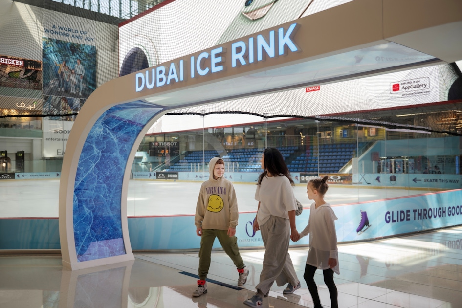 Dubai Ice Rink General Admission Tickets | musement