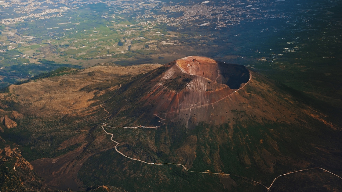 Access to Vesuvius National Park with Minibus Transfer | musement